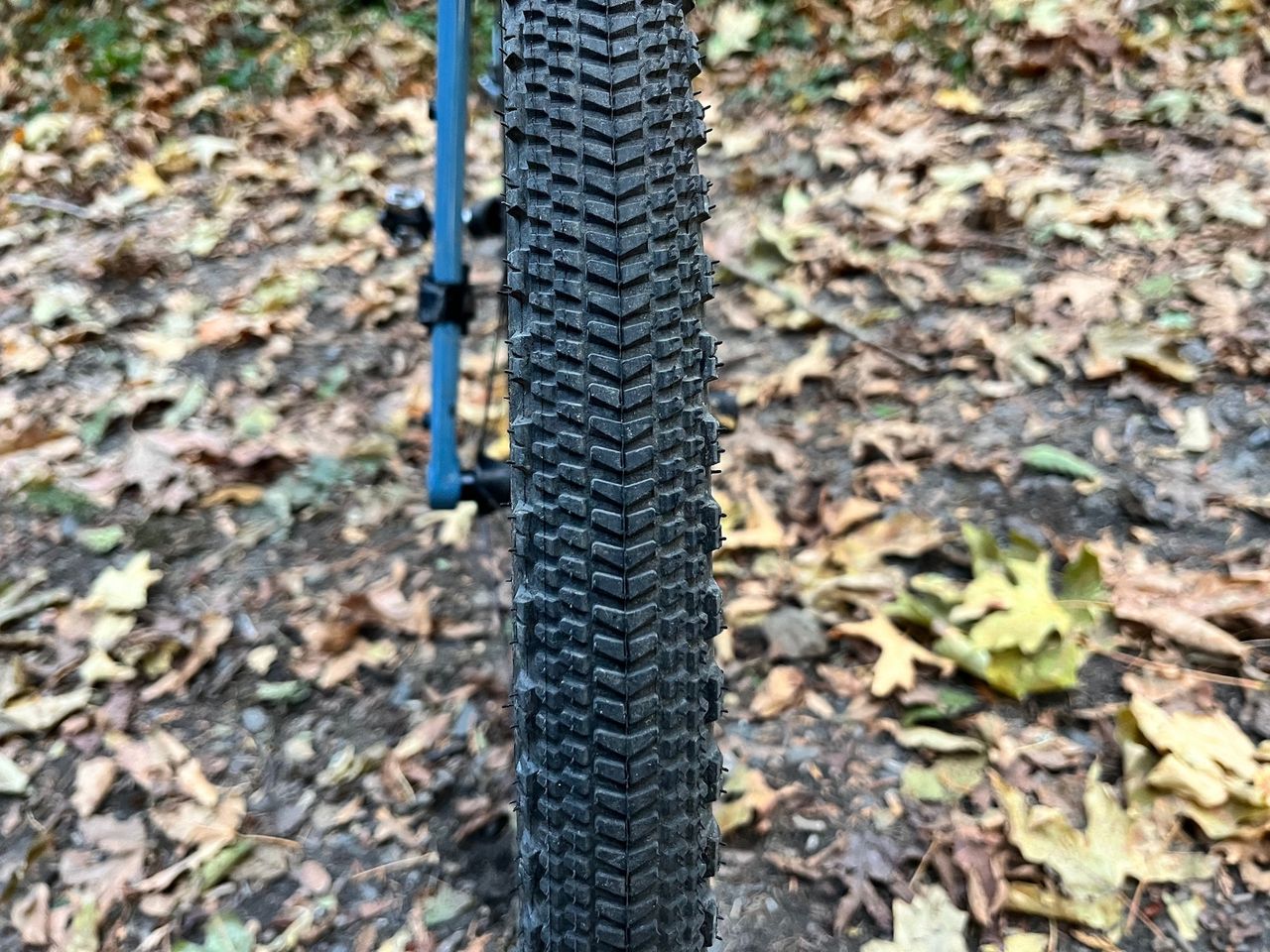 Schwalbe G-One Overland gravel & e-bike tire review - a reliable ...