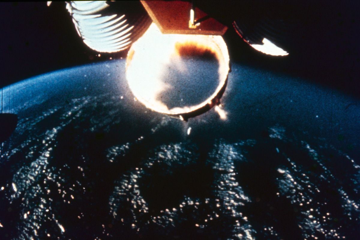 Amazing Apollo 4: NASA's 1st Saturn V Moon Rocket Test Flight in Photos ...