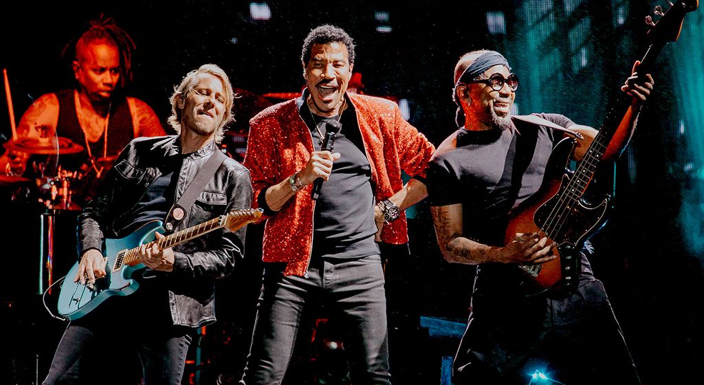 Greg Suran on playing with Joe Walsh and American Idol | Guitar World