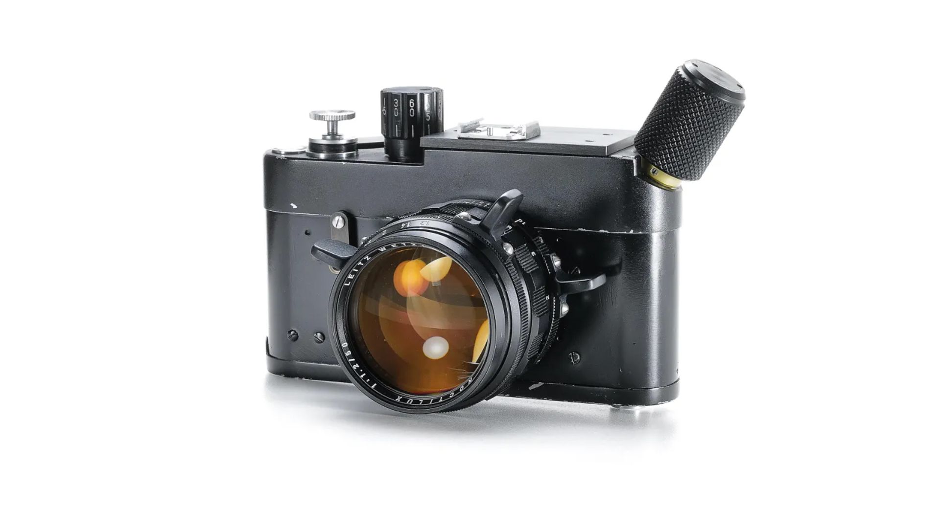 A Leica camera used in NASA Skylab missions sells for €500,000 ...