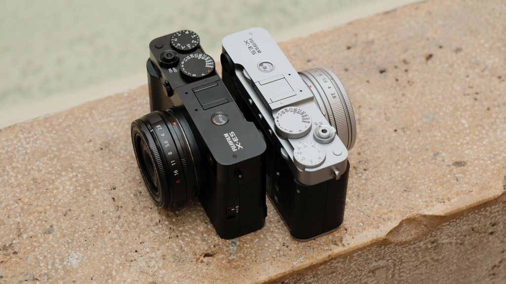 12 lenses of Christmas: Sigma brings the bokeh, Fujifilm flips a ...