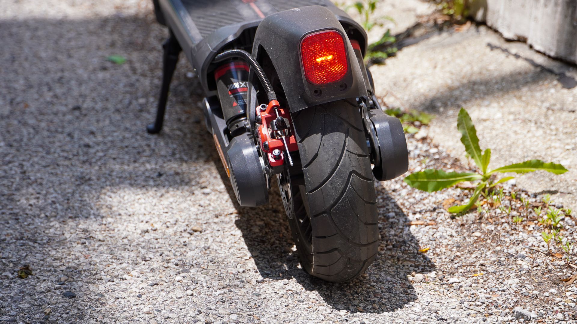 Segway Max G3 review: a heavyweight scooter with high-end perks | T3