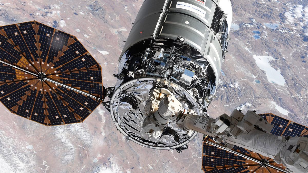 In Photos: Expedition 62 mission to the International Space Station | Space