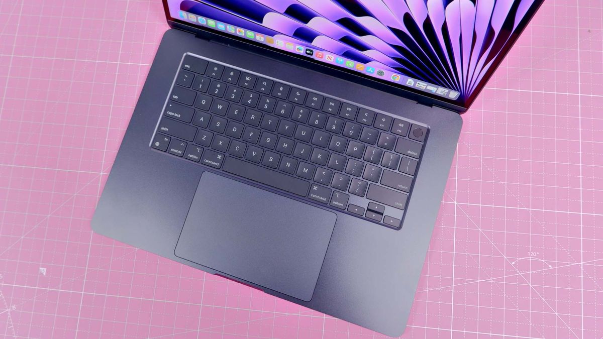 MacBook Air 15-inch vs MacBook Pro 13-inch: Which MacBook should you ...