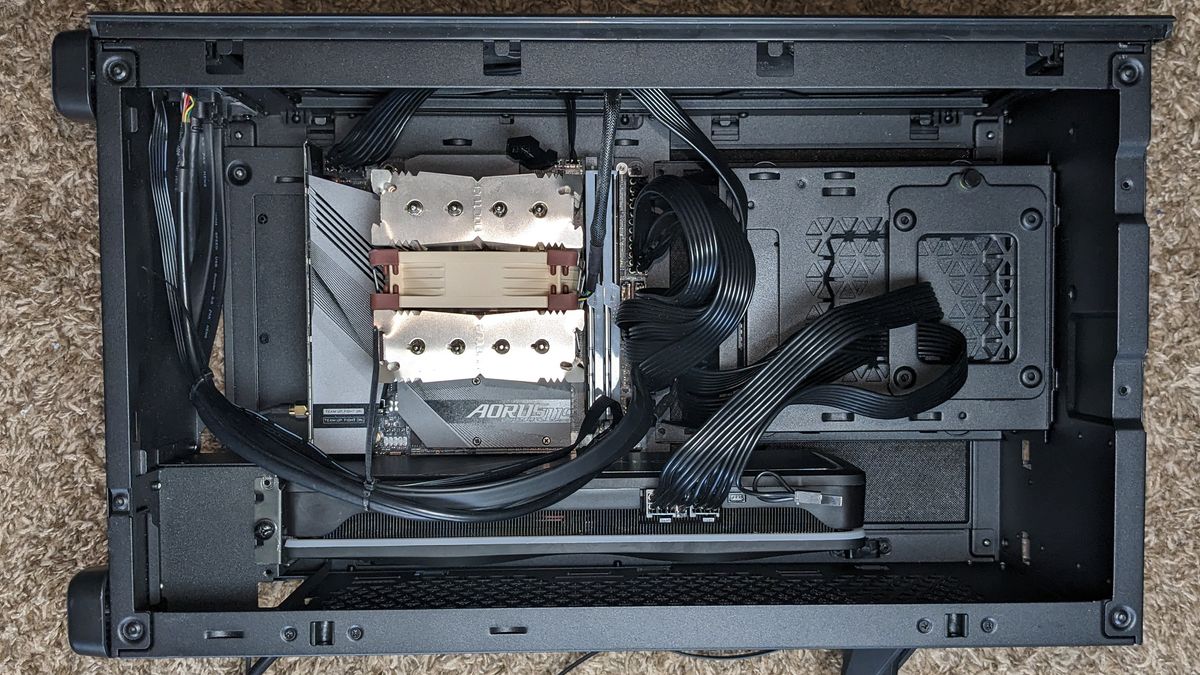 Hands-On With Corsair’s 2000D Airflow: Tall SFF Case Supports 360mm ...