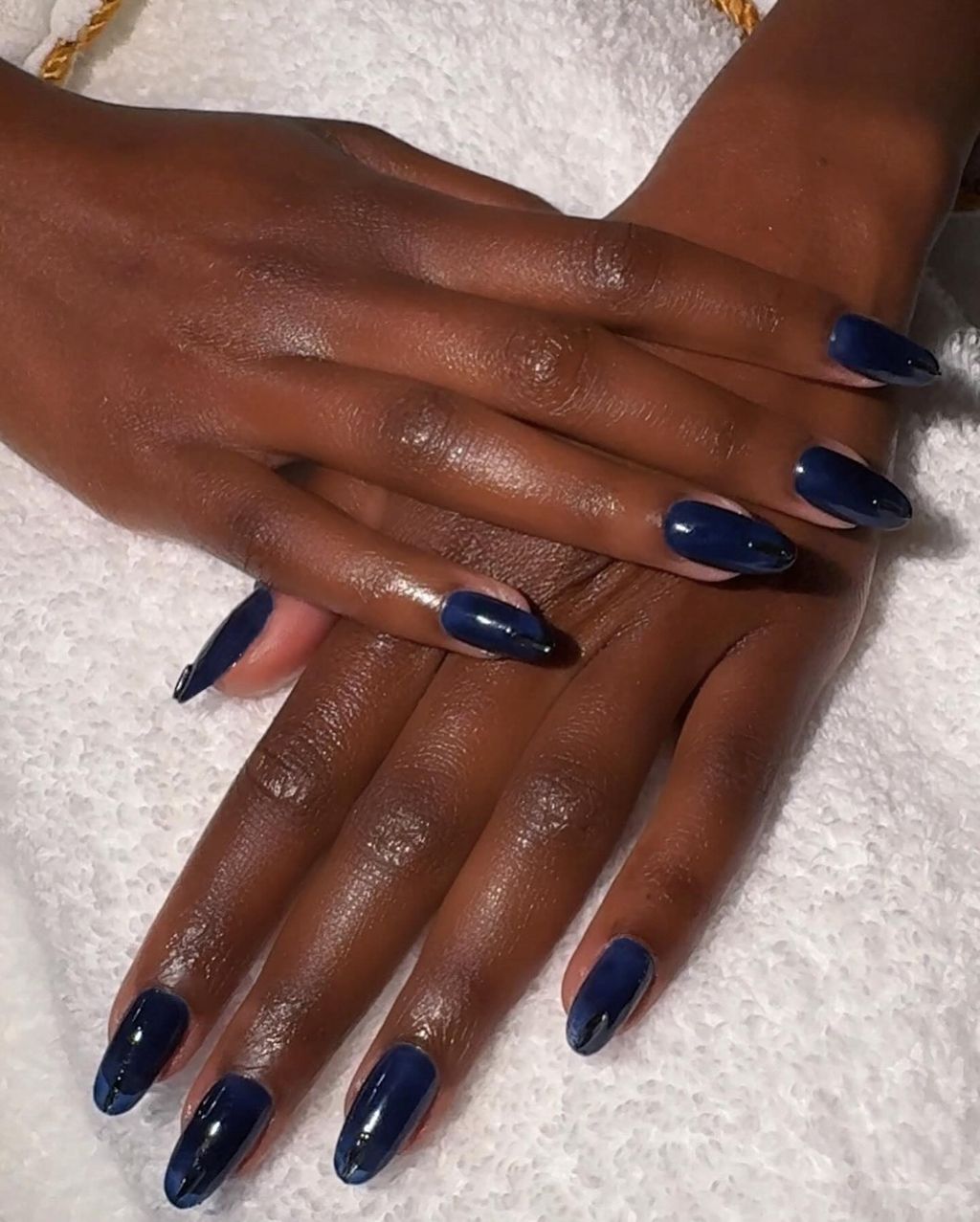 How to Achieve the Pool Water Nail Trend, From Manicurists | Who What Wear