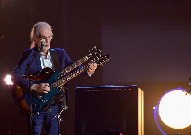 Steve Howe and Yes Gear Up for This Summer’s Yestival Tour | Guitar World