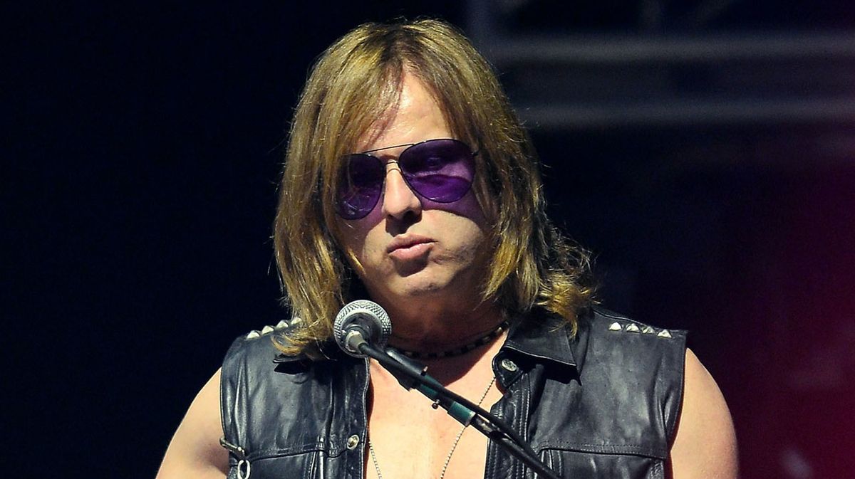 Axl Rose sued by Guns N’ Roses ex Chris Pitman | Louder