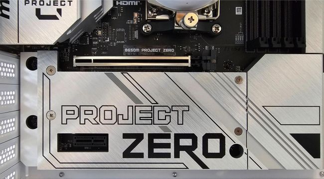 I built a PC With MSI's Project Zero Motherboard: Moving all the ports ...
