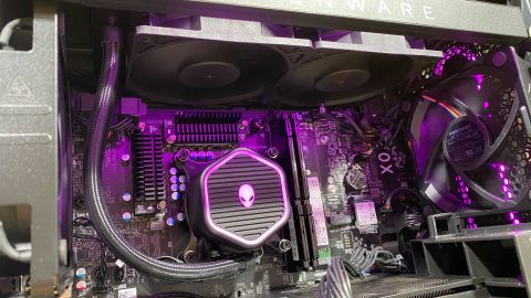 Alienware Aurora R15 Review: Playing it Cooler | Tom's Hardware