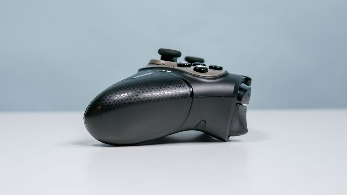 I just tested the ultimate PC gaming controller — and it's like 4 ...