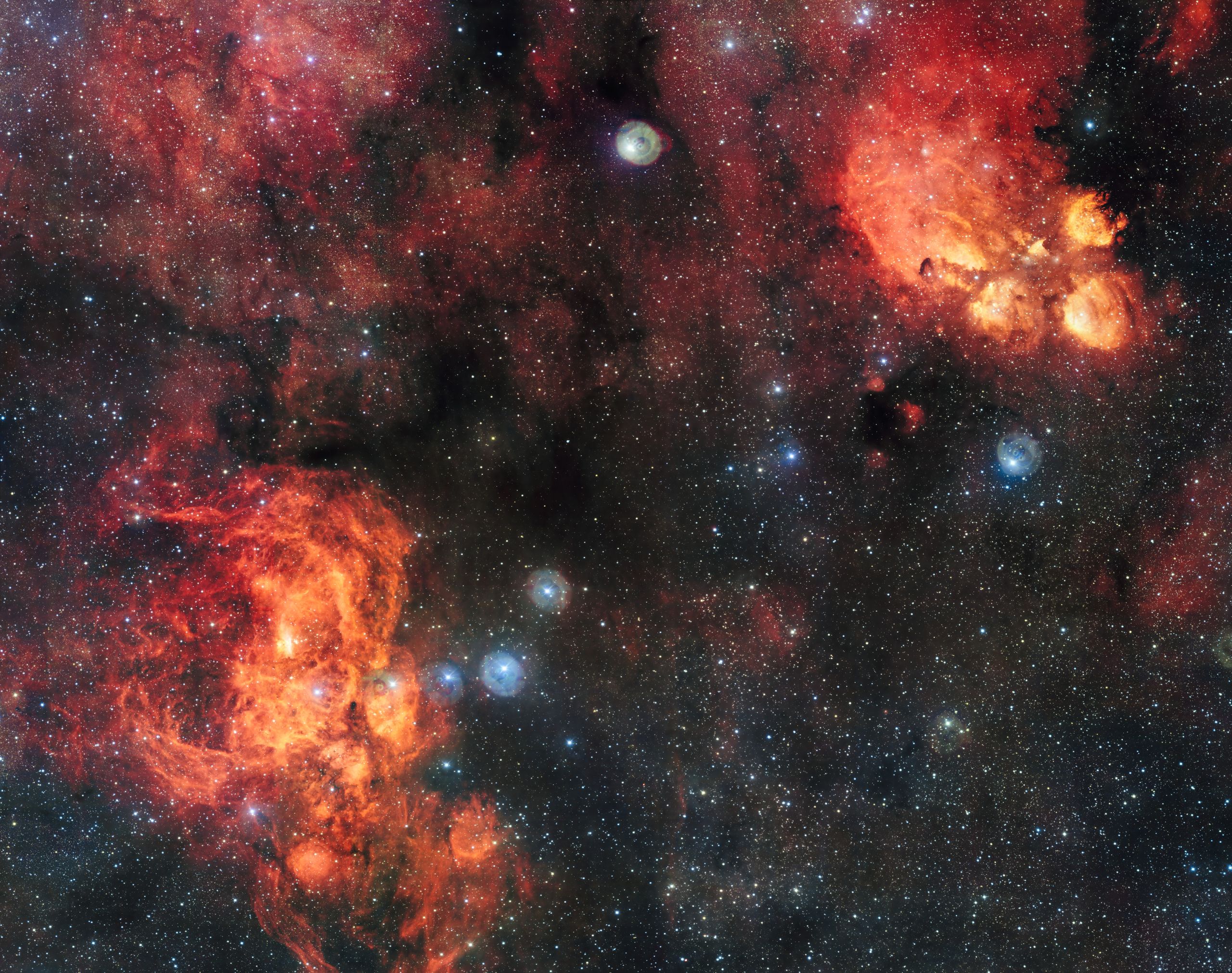 Cosmic Cat Greets Space Lobster in Glorious Telescope Image | Space