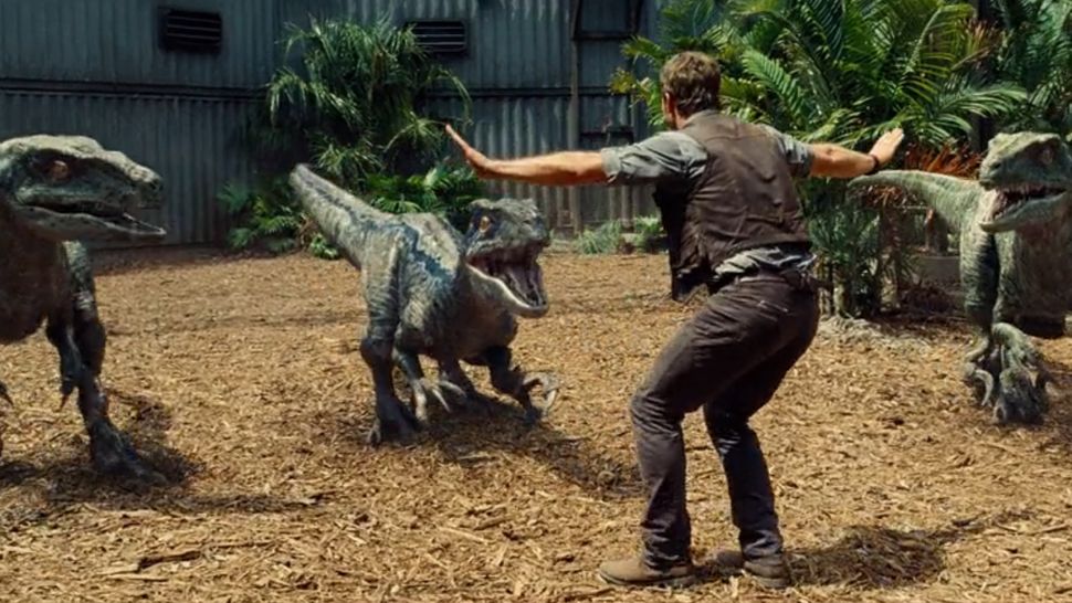 Jurassic World: 10 Behind The Scenes Facts About The 2015 Movie ...