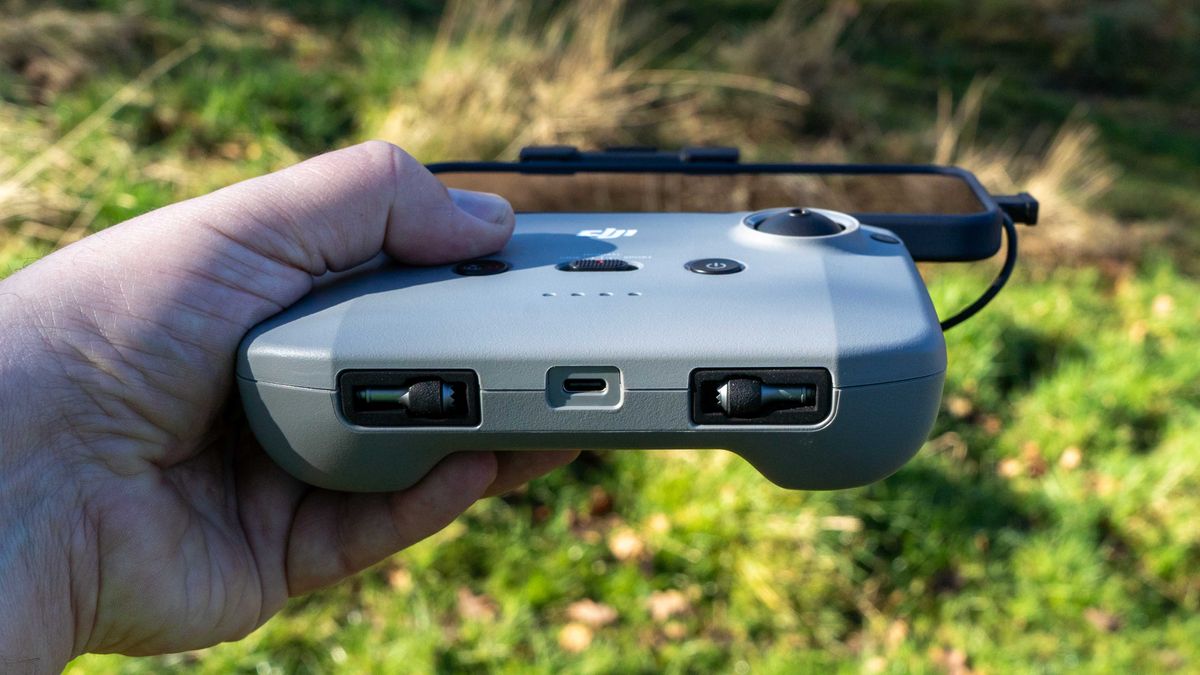 DJI Mini 2 SE review: It's affordable, but does it do what you need ...