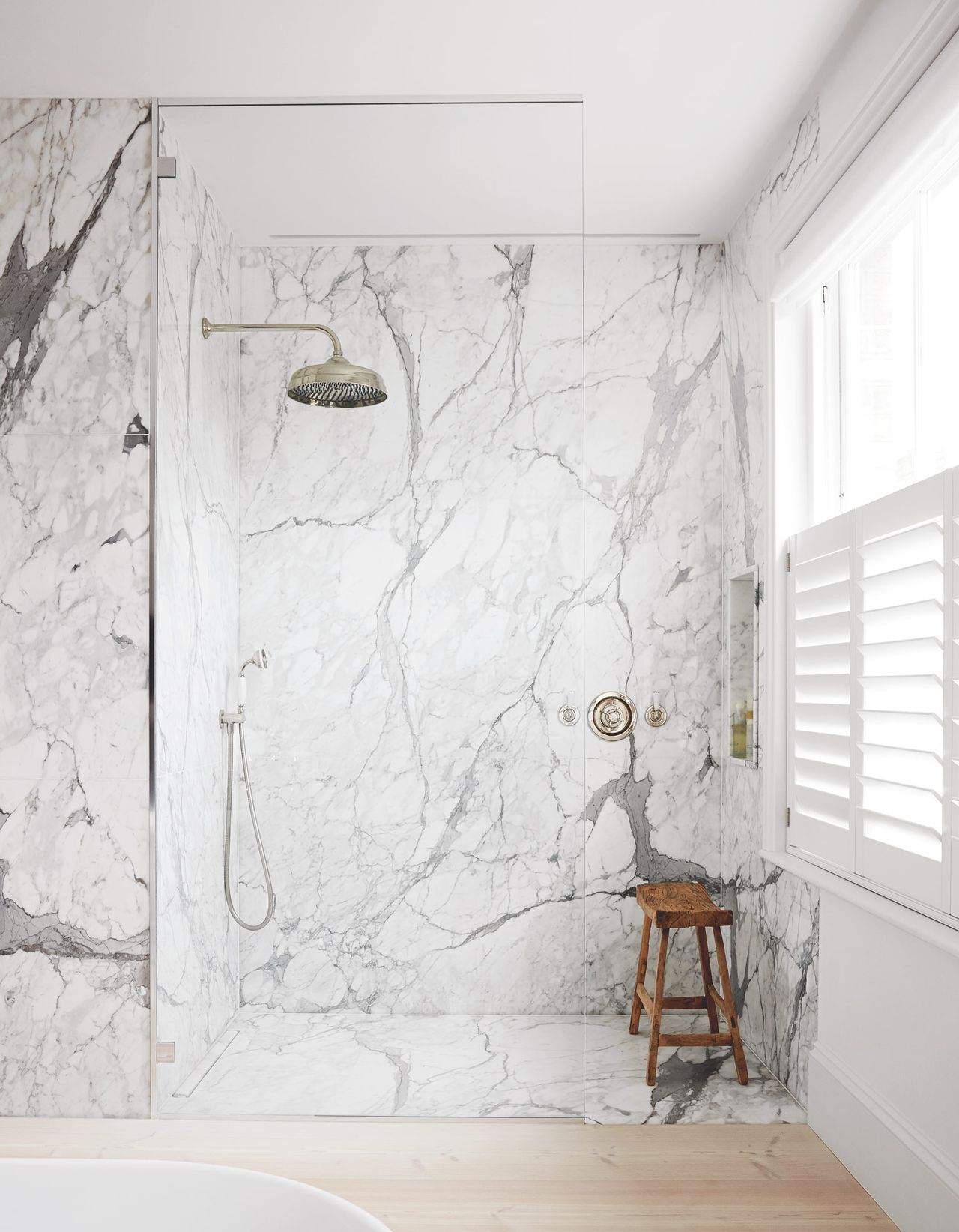 White Bathroom Ideas: 20 Ideas for a calm and muted scheme | Livingetc