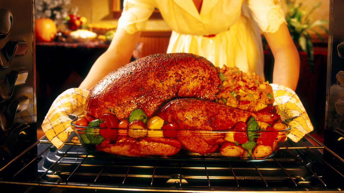 Why it's ok to over-indulge in food & drink over the holidays (a little ...