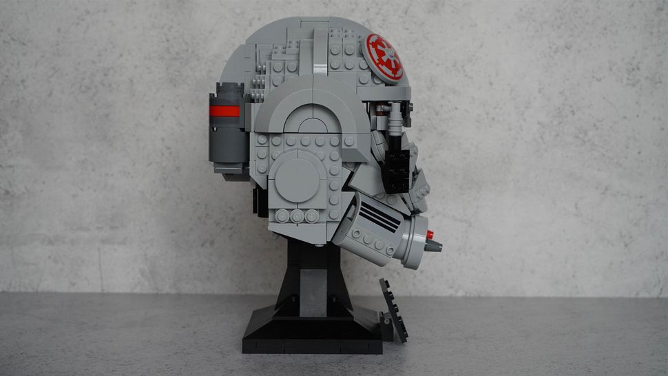 Lego Star Wars AT-AT Driver Helmet review | Space