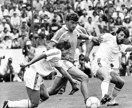 The best French defenders ever | FourFourTwo