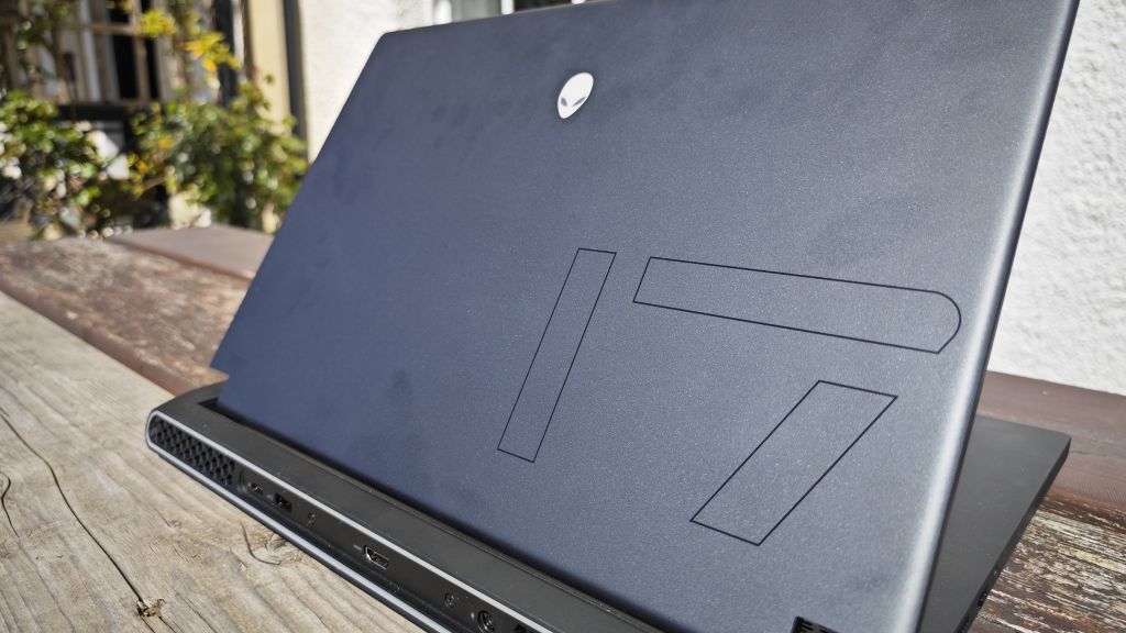 Alienware m17 R5 review: sleek, powerful gaming laptop is a creative ...