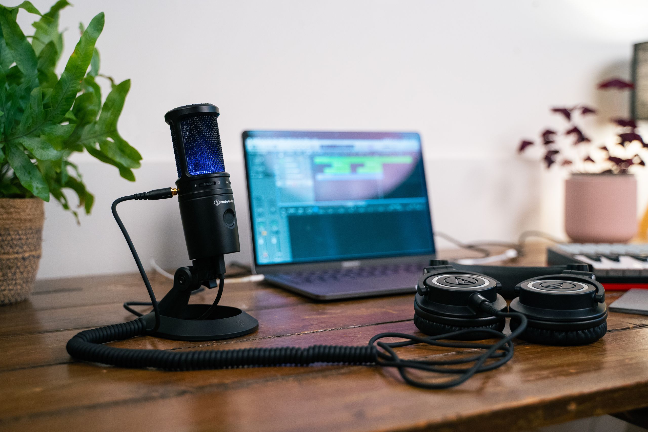 Audio-Technica launches AT2020USB-X USB-C microphone for creators ...