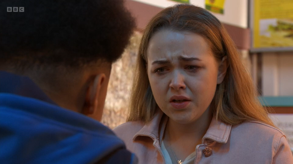 EastEnders fans say 'phenomenal' Ellie Dadd needs awards | What to Watch