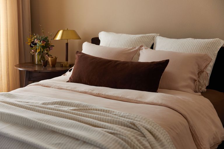 Types of Bedding — An Essential Guide to Sheets, Pillows and More ...