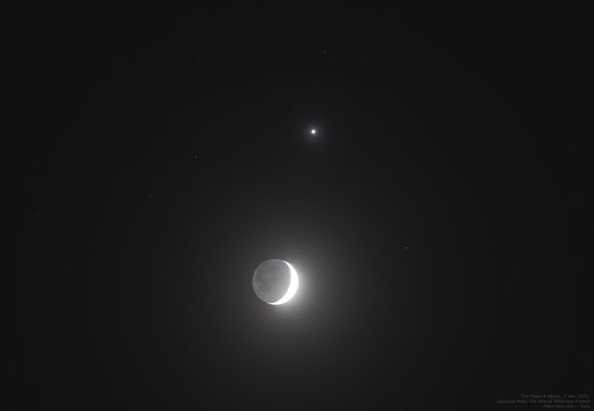 Venus and the moon light up the night sky in gorgeous photos from ...