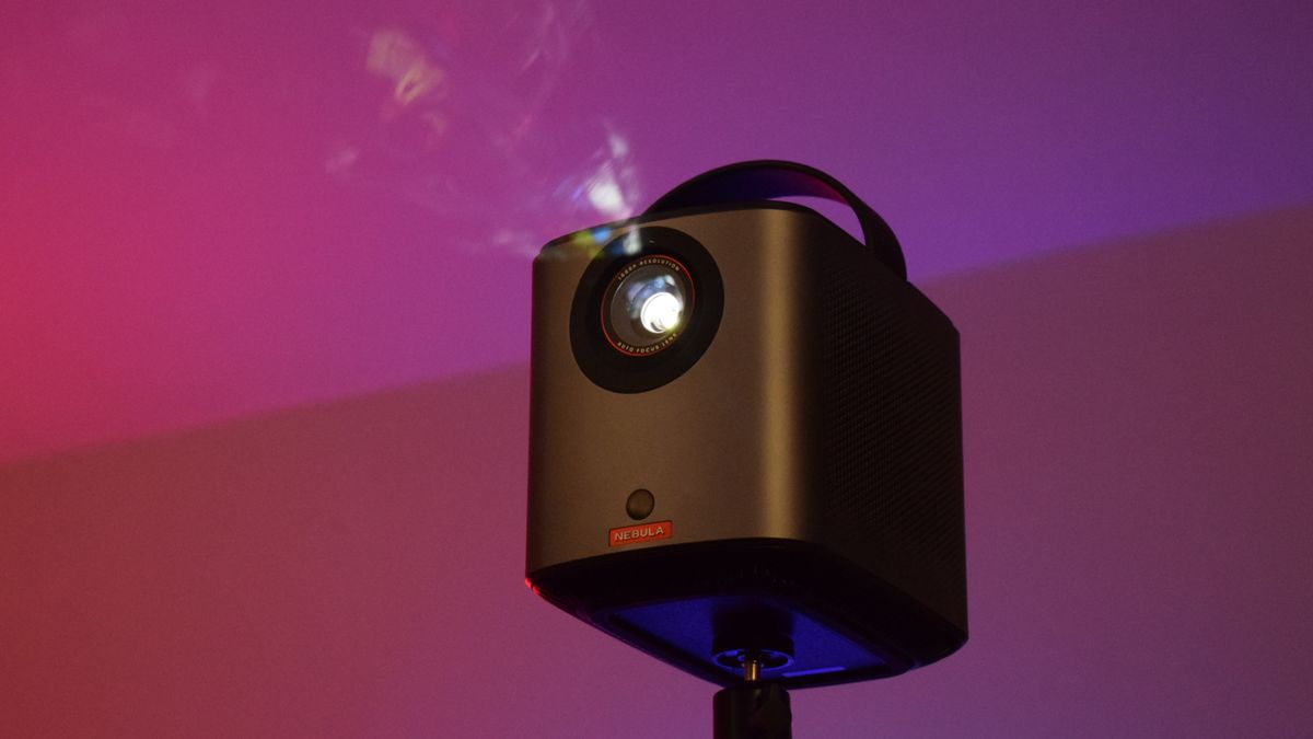 Anker Nebula Mars 3 Air Projector review: The world is your cinema ...