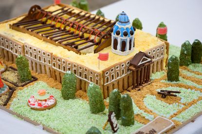 See The Best Cakes From The Great Architectural Bake Off