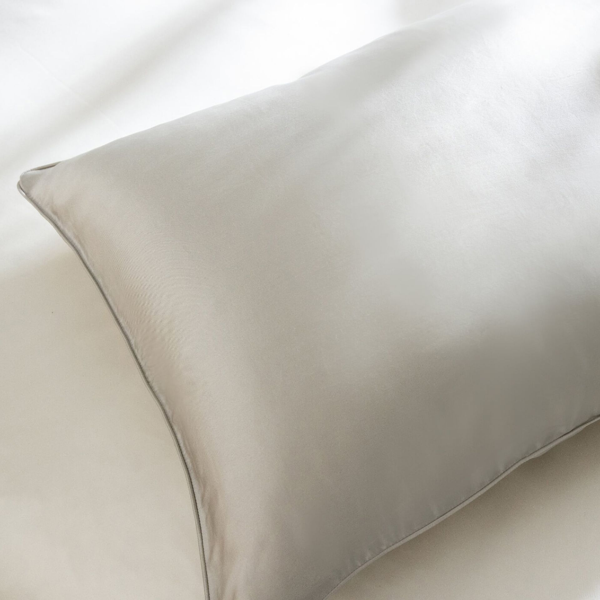The 6 best silk pillowcases I've tested on my own bed | Ideal Home