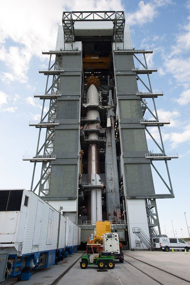 Launch Photos: Classified NROL-67 Spy Satellite Soars Into Orbit | Space
