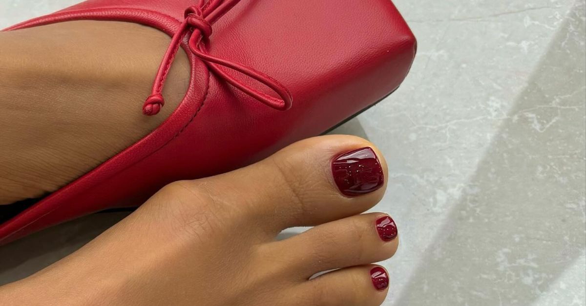 The 7 Dominating Pedicure Colours for 2025 | Who What Wear