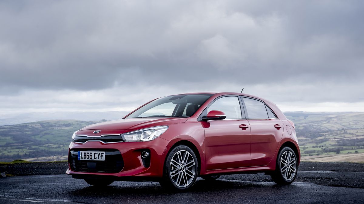 What tech can you get in a £11K car? We drive the new Kia Rio to find ...