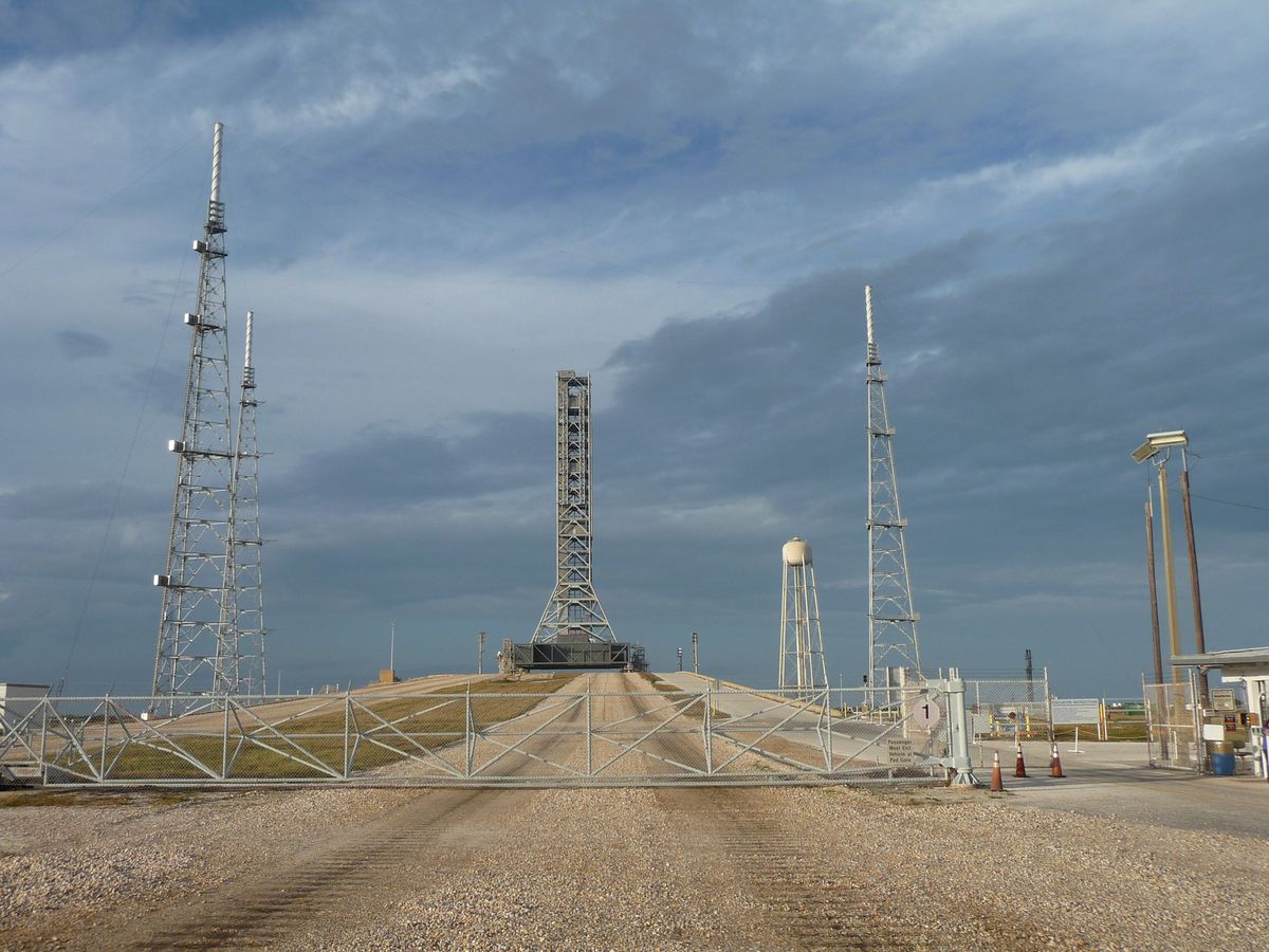 Photos: Atop NASA's Huge Mobile Launch Tower | Space