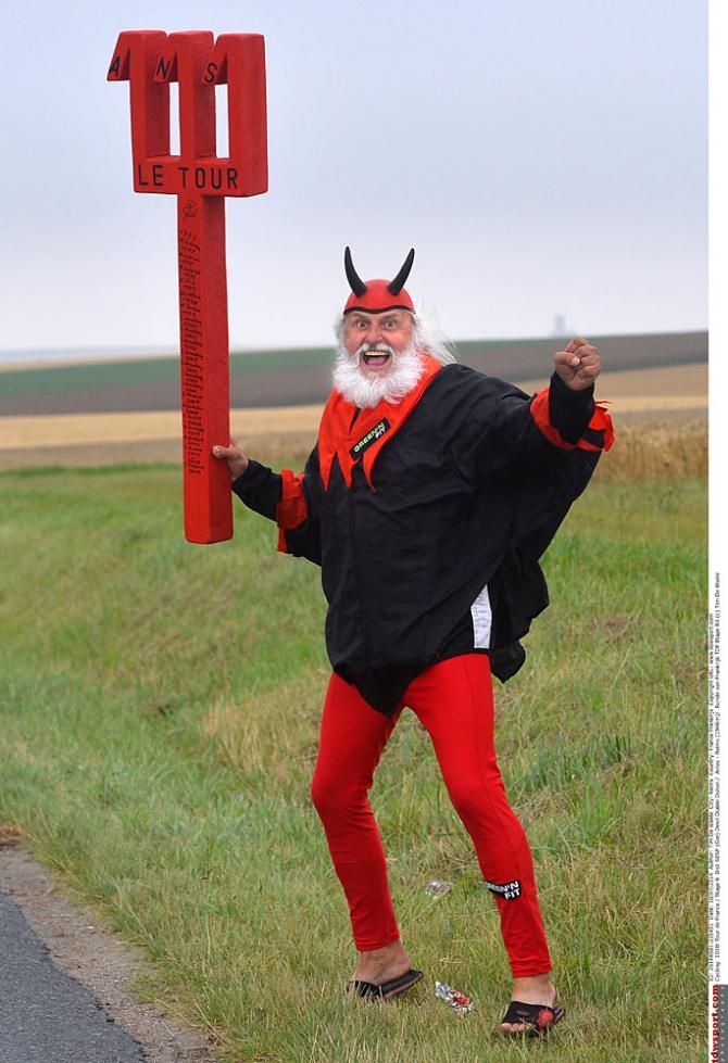 InCycle Video: Meet super fan Didi the Devil | Cyclingnews