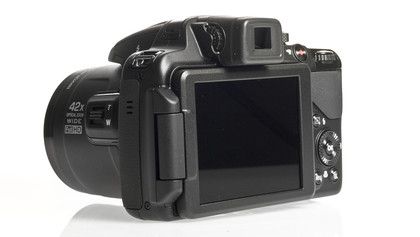Build quality and handling - Nikon Coolpix P520 review - Page 2 | TechRadar
