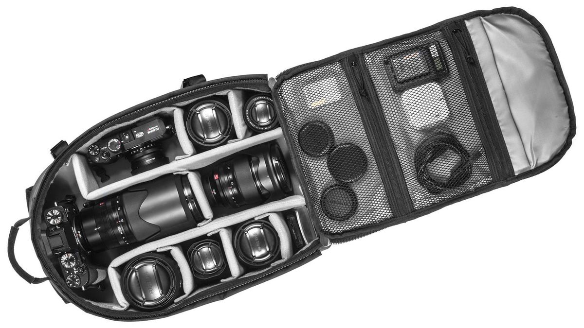 Save $75! This huge Tamrac camera backpack is just $49.95 today ...