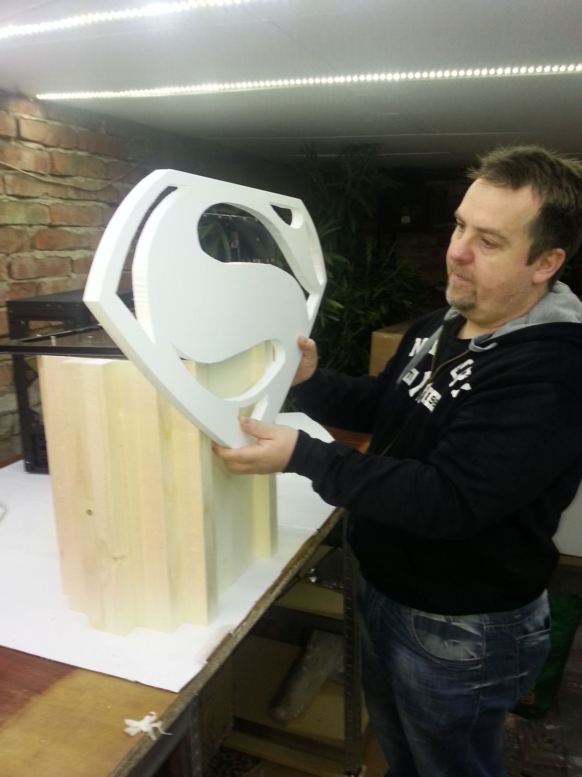 Build of the week: Super Gaming (a Superman logo with a cape) | PC Gamer