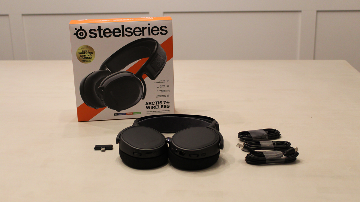 SteelSeries 7+ Review: Affordable and Highly Adaptable Sound | Tom's ...