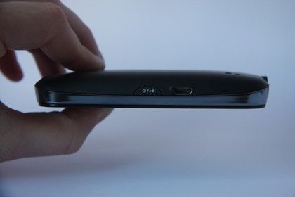 Battery life and connectivity - Sony Ericsson Mix Walkman review - Page ...