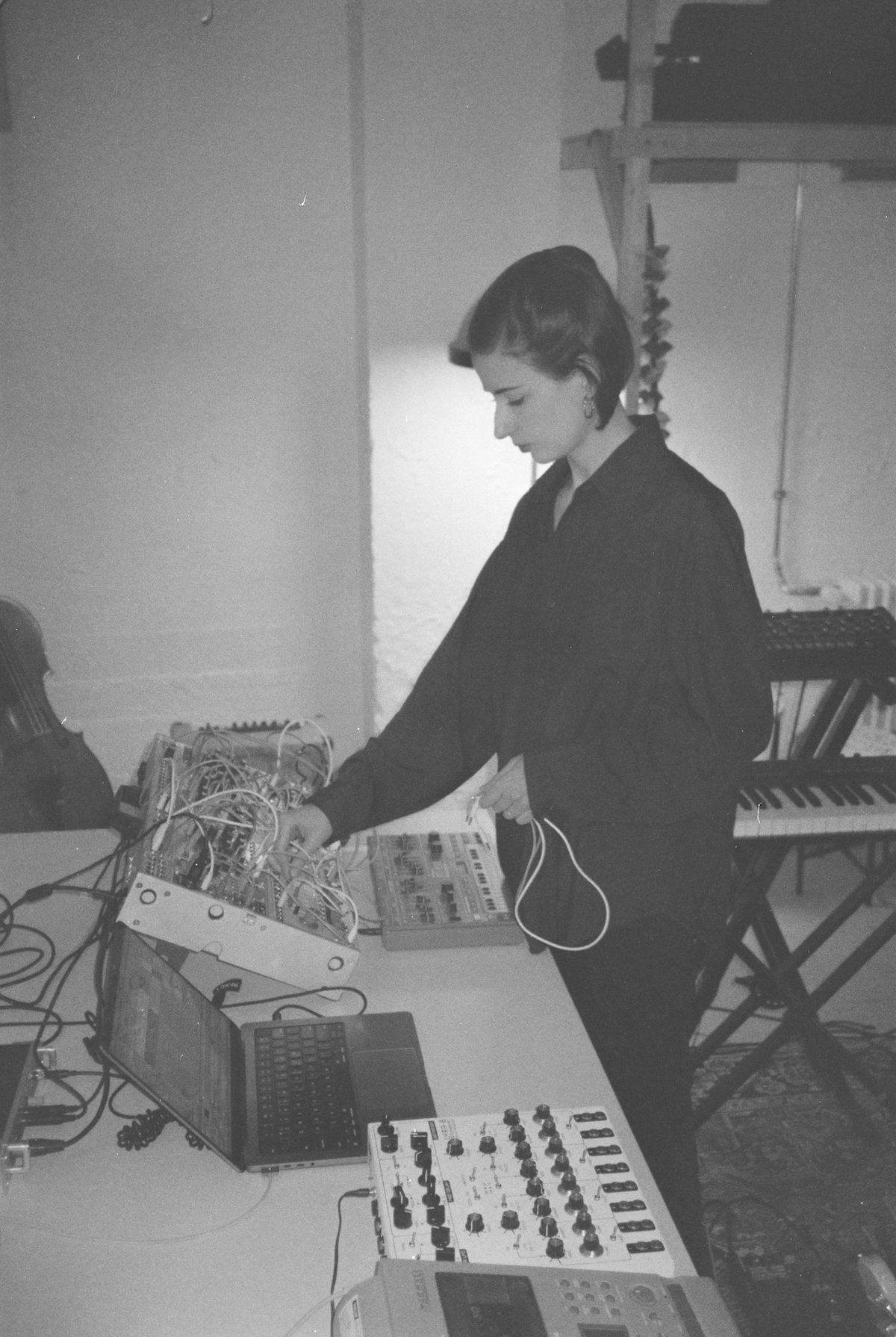 Maya Shenfeld: "The imperfections, how you process sounds and the fact ...