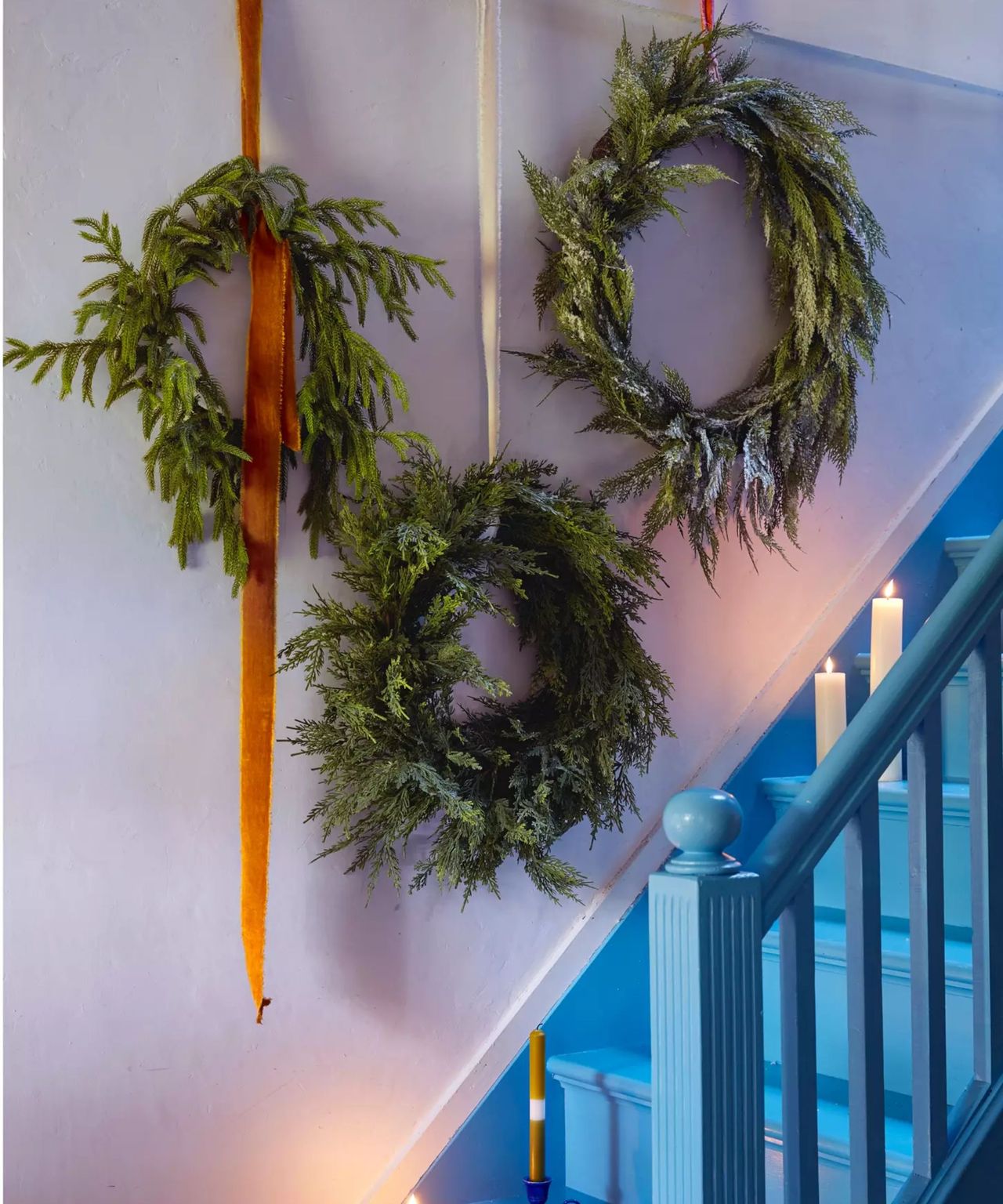 How to make a wall display with wreaths: expert tips | Homes and Gardens