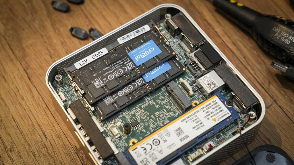 Geekom A6 Mini PC AMD Ryzen 7 6800H review | TechRadar