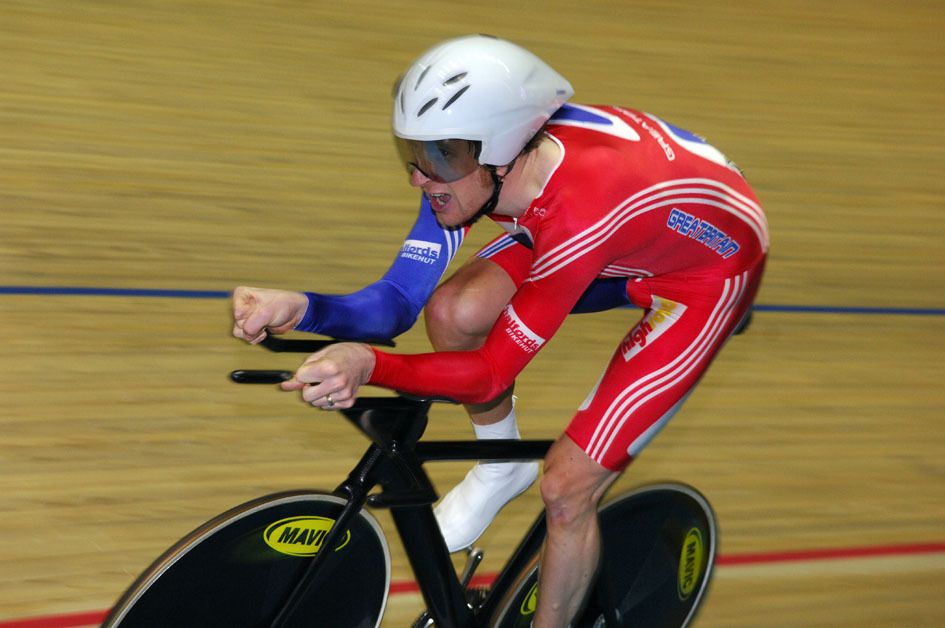 NEWSFLASH: WIGGINS QUALIFIES SECOND FASTEST IN PURSUIT | Cycling Weekly