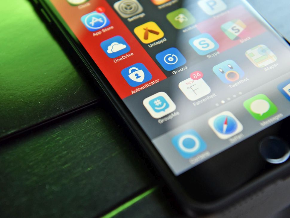 Microsoft Authenticator for iOS adds push notifications with latest ...