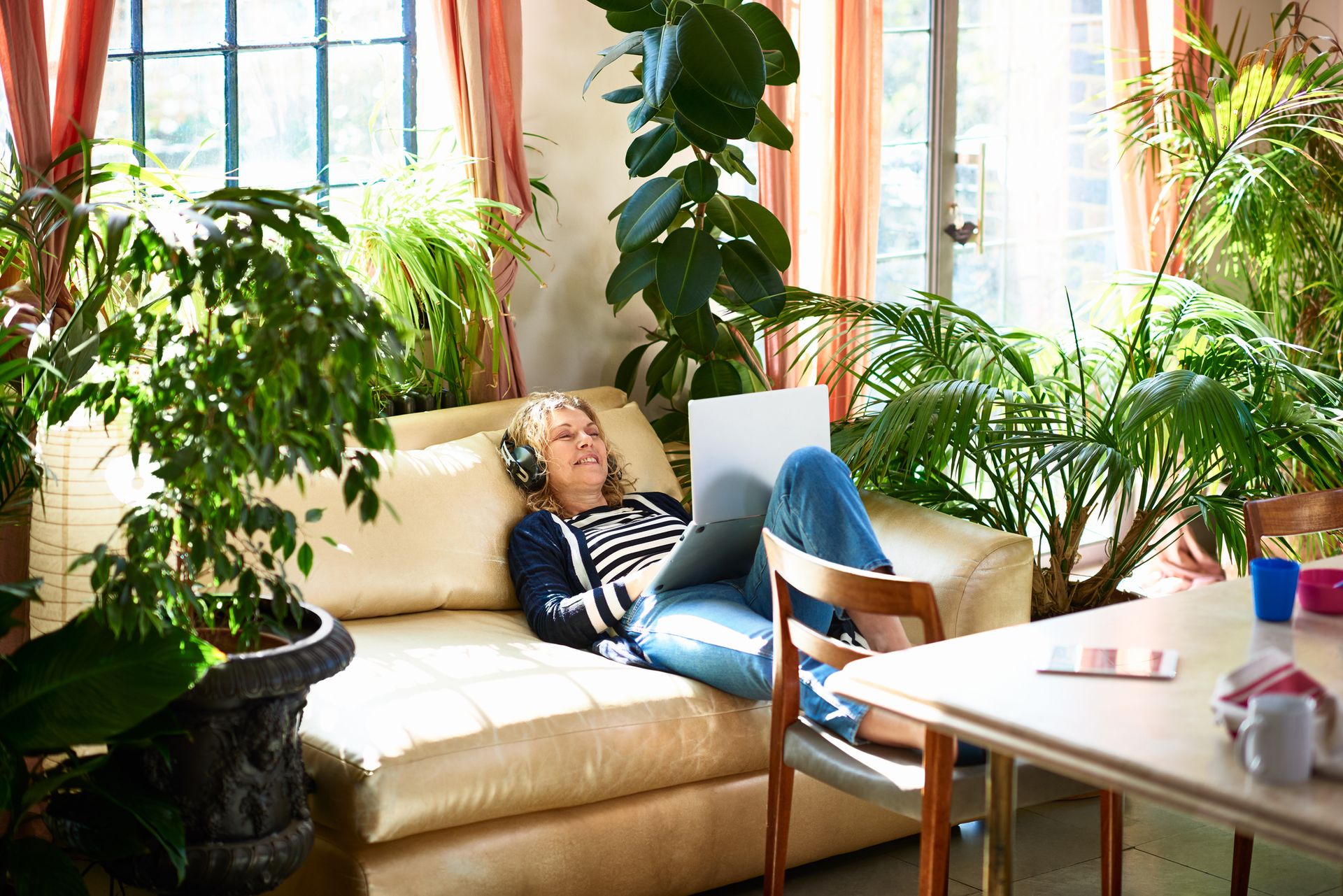 The 5 Worst Bad Habits to Carry Into Retirement | Kiplinger