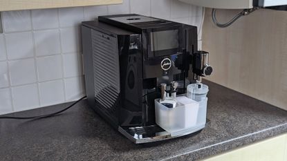 Jura S8 review: a superb bean-to-cup coffee machine that's now even ...