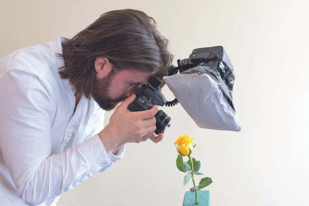 How to shoot close-ups without a macro lens using a reversing ring ...