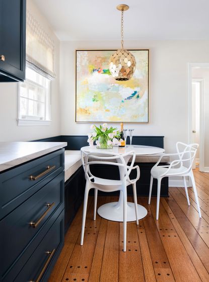 10 things interior designers do to make rooms look bigger | Homes and ...