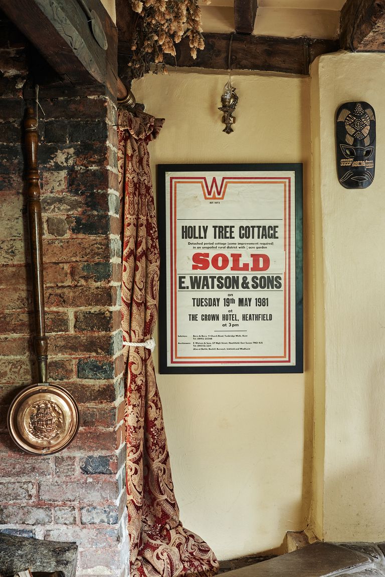 This 16th-century English cottage is beautifully restored | Homes and ...